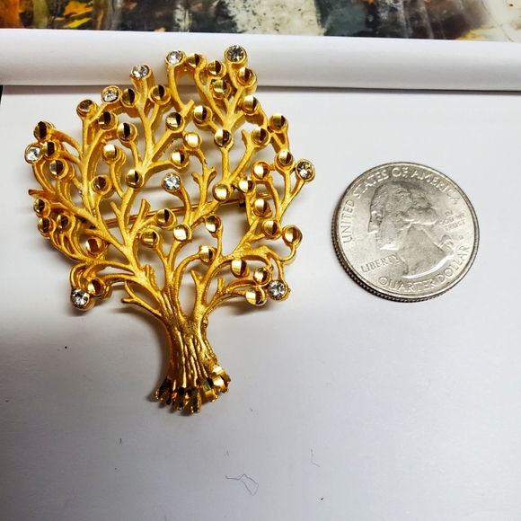 costume jewelry | Jewelry | Brooch Tree Of Life | Poshmark